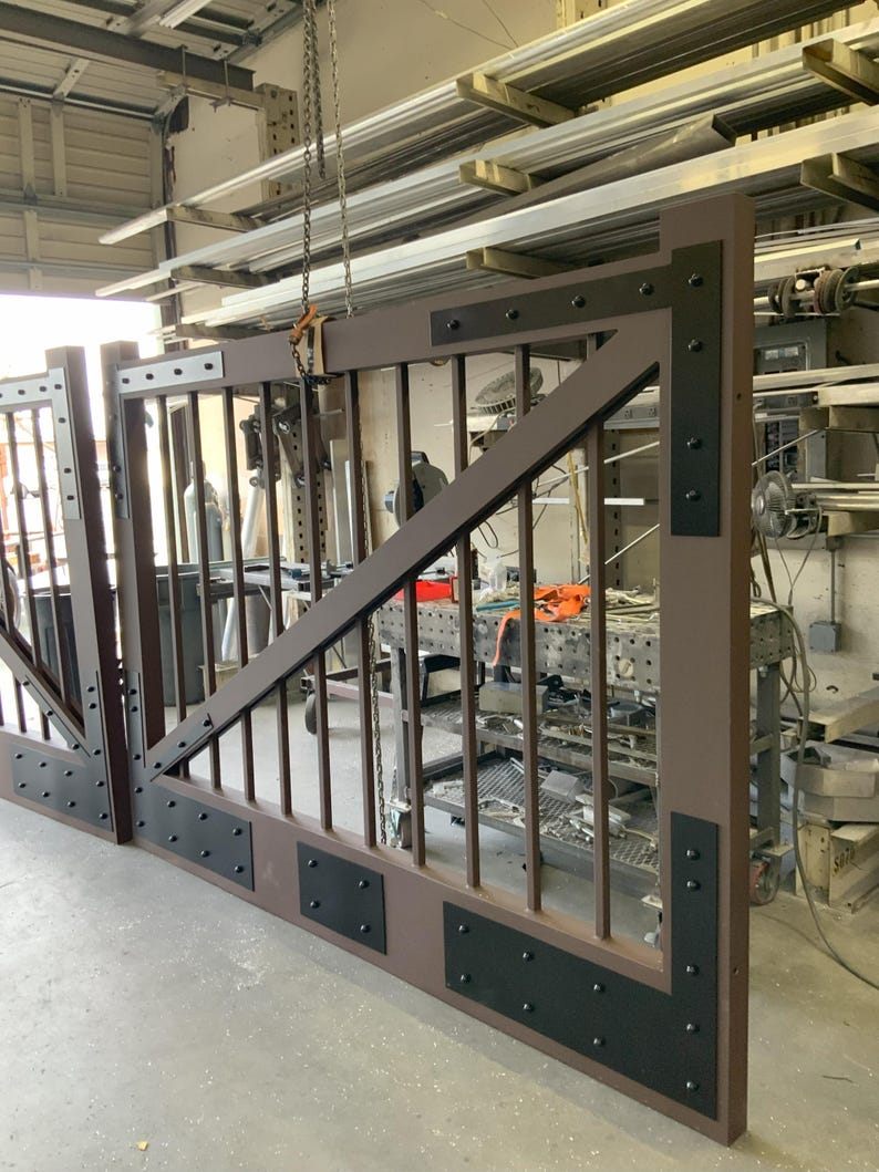 Aluminum Driveway Gate, Flat Topped Stockade Oversize Frame, 2 Color ...