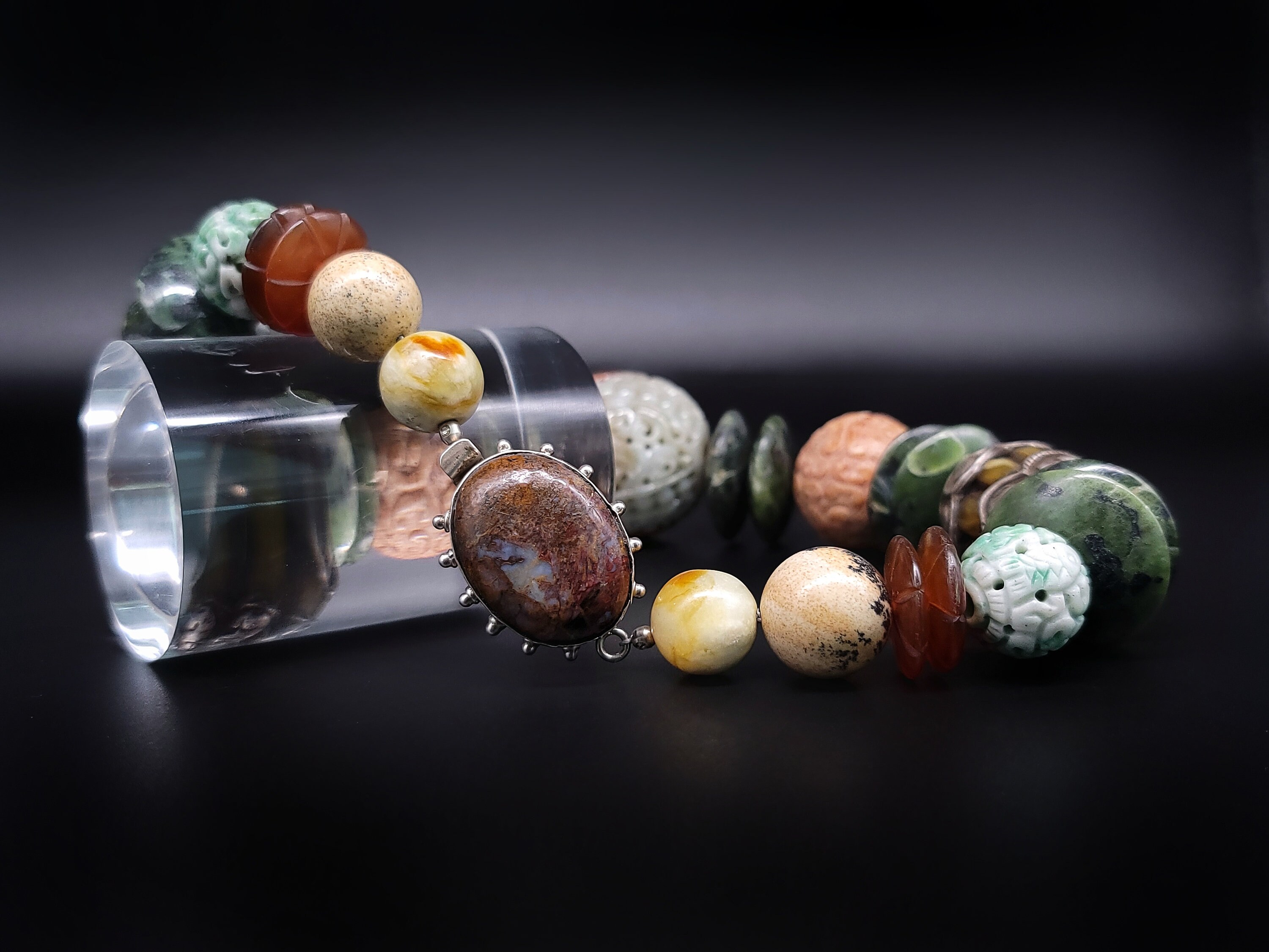 Jade & Carved Wood Bold Necklace - Etsy