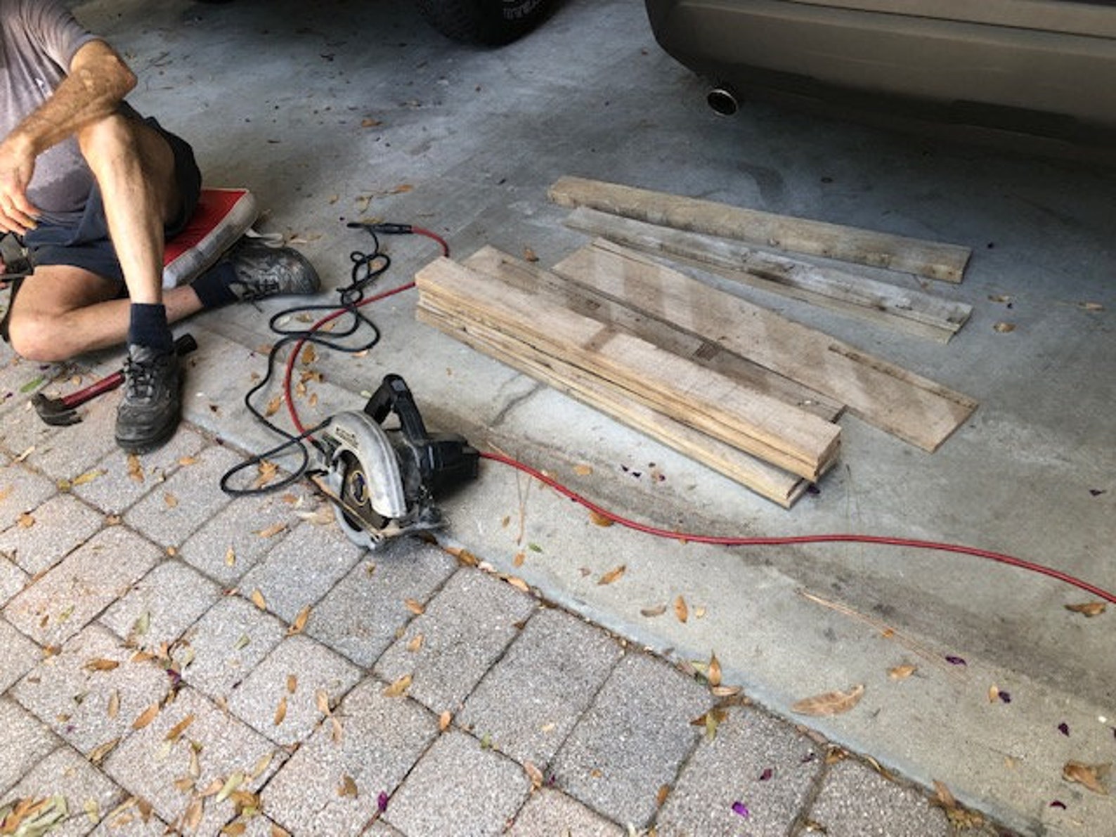 Recylced Wood Pallets Dart Backboard With Horizontal Boards in Classic ...