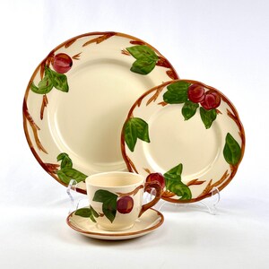 Vintage Franciscan Apple Dinnerware Made in England - 4 Piece Place ...