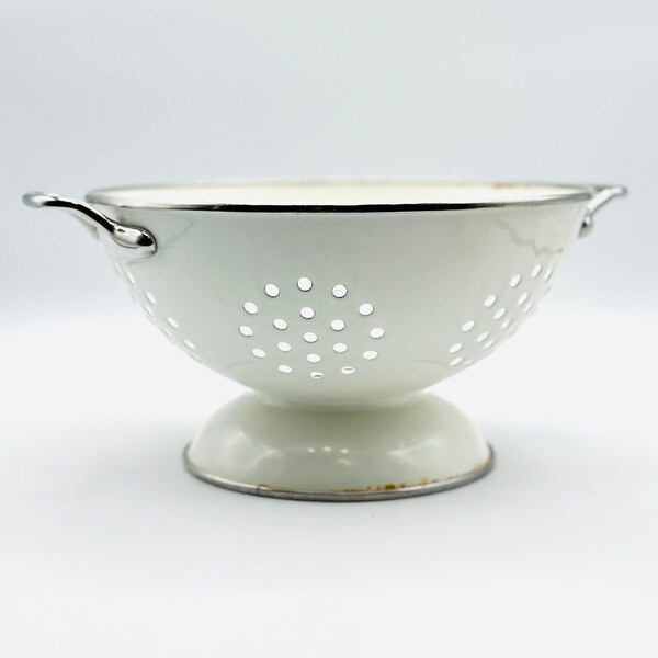 Vintage Colander - Etsy