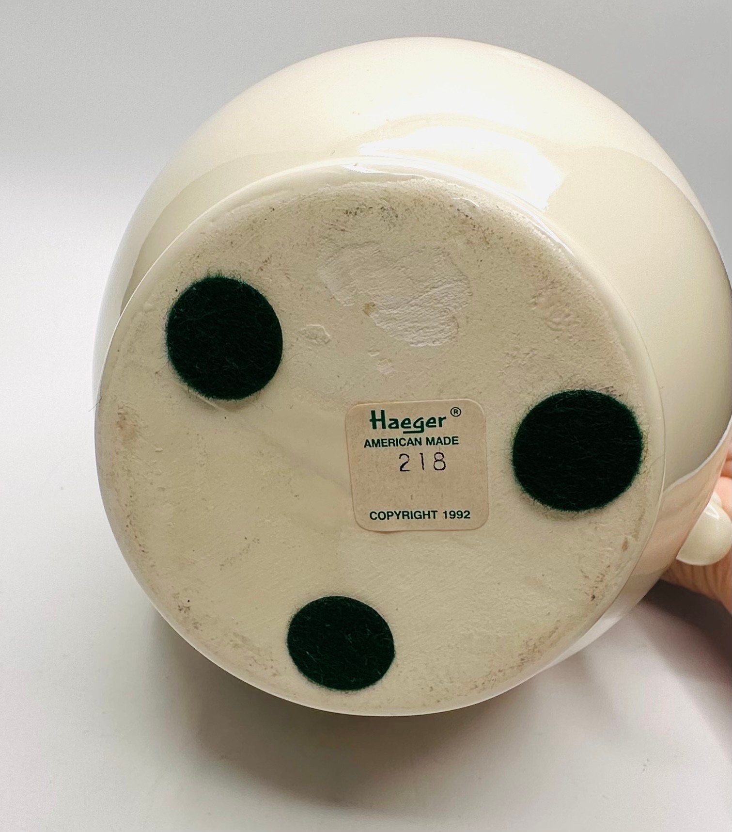 Vintage Haeger Creamy White Pottery Pitcher / USA / 64 Ounces - Etsy