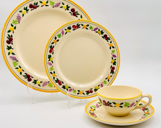 Vintage Franciscan Small Fruit Dinnerware Collection - 4pc Place ...
