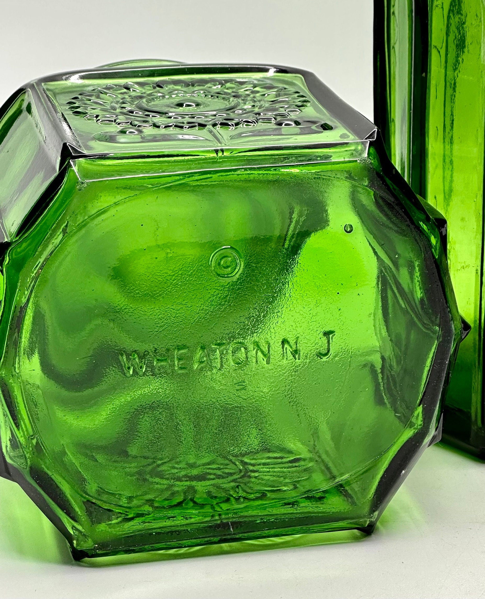 Wheaton NJ Green Glass Canister Jar 9.5 Embossed Sunflower & Daisy ...