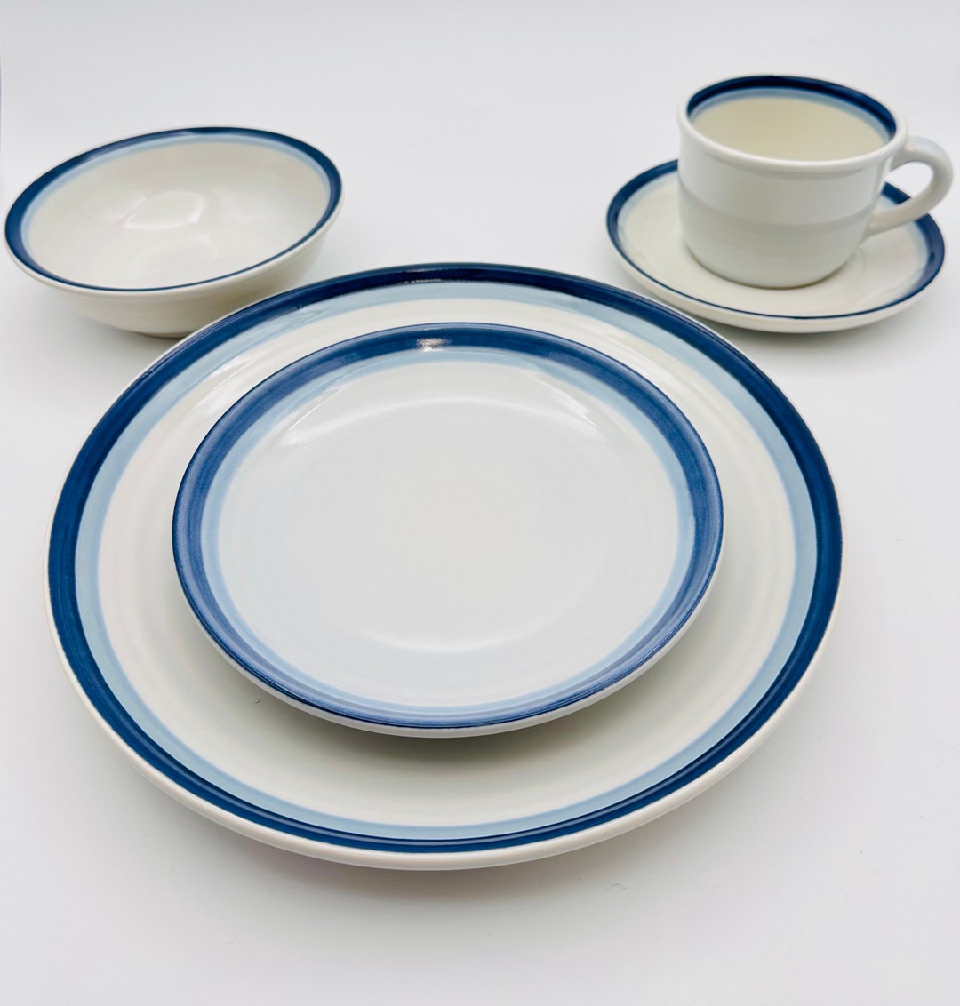 Vintage Pfaltzgraff Sky Blue Trim 20pc Dinnerware Set for Four Brand ...