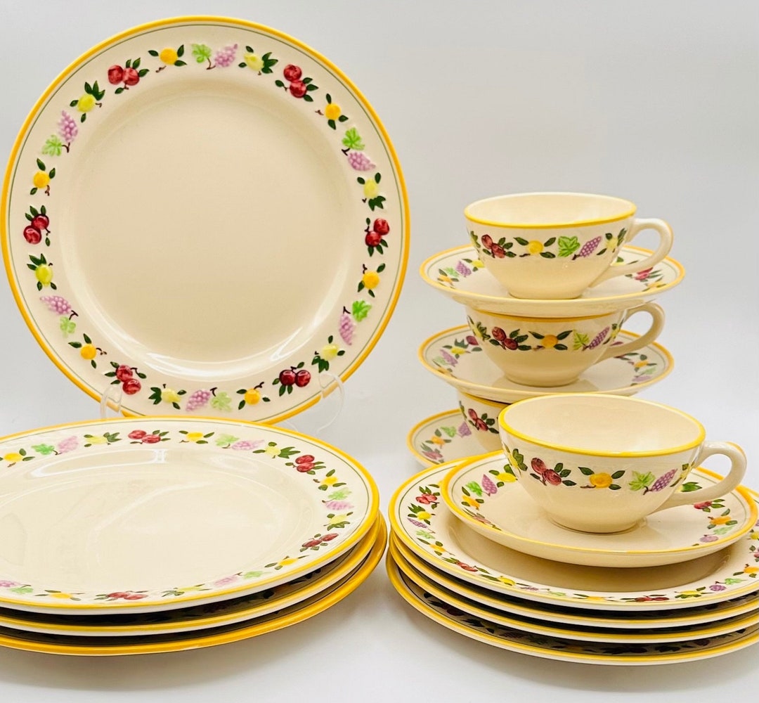 Vintage Franciscan small Fruit Dinnerware 4pc Place Settings Set of 2 ...