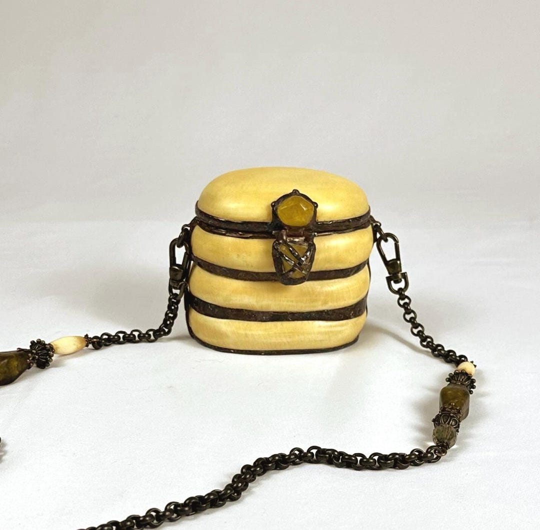 Vintage Resin Treasure Chest Purse With Metal Stone Bead Chain - Maya ...