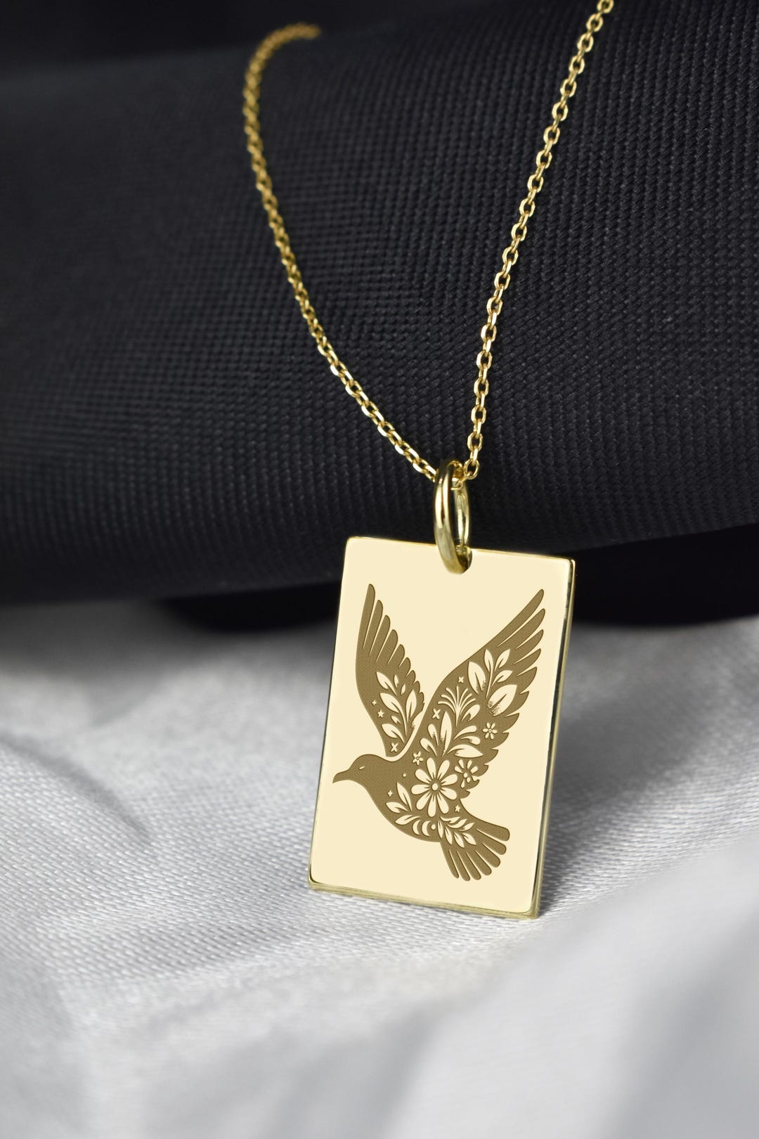 14K Gold Seagull Necklace, Liberty Symbol Pendant, Engraved Wanderer ...