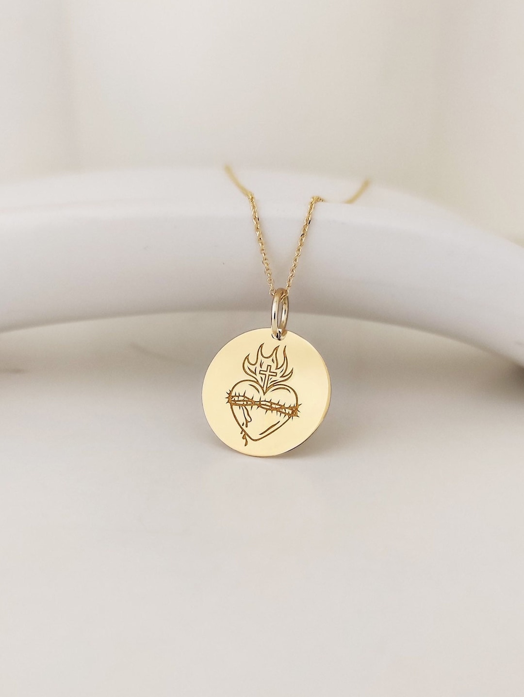 14K Solid Real Gold Sacred Heart Necklace, Gold Catholic Disc Pendant ...