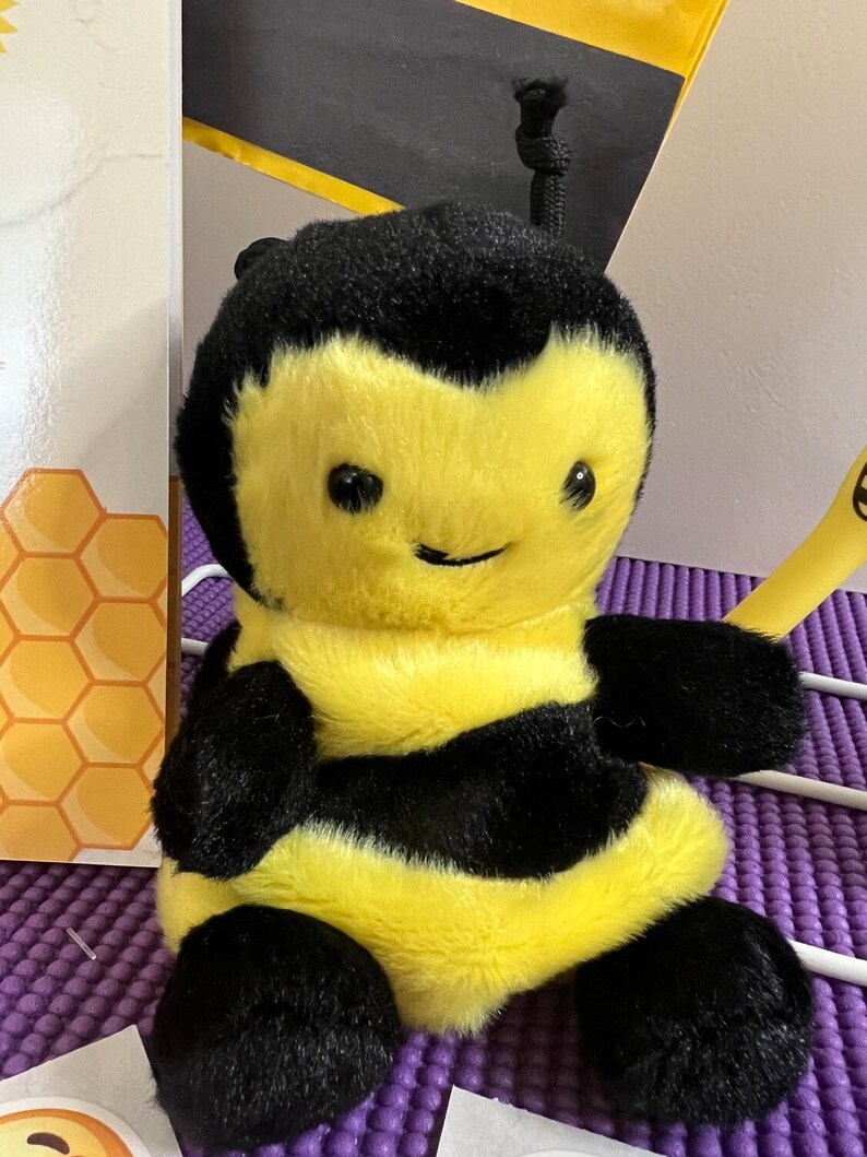 Busy Bee Learns to Be Story Kit - Etsy