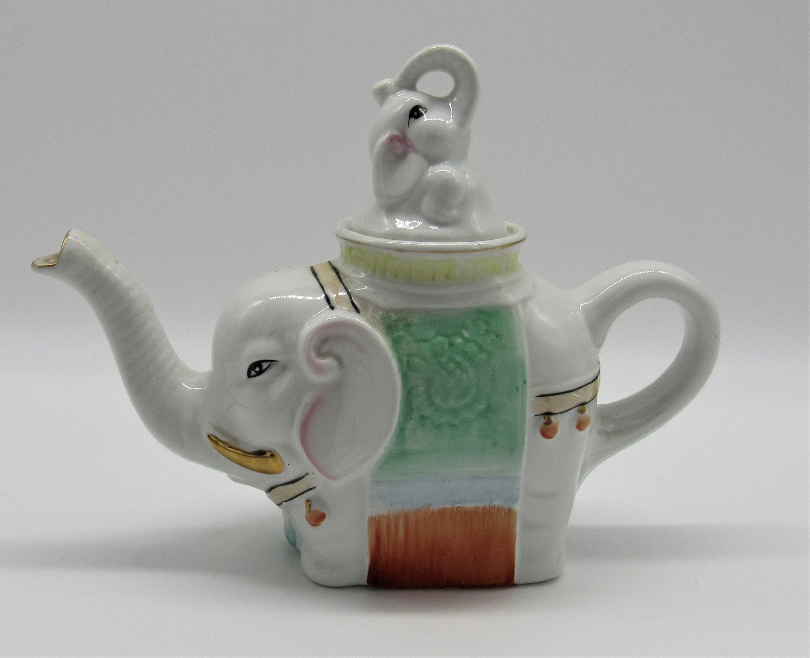 Elephant Ceramic Teapots