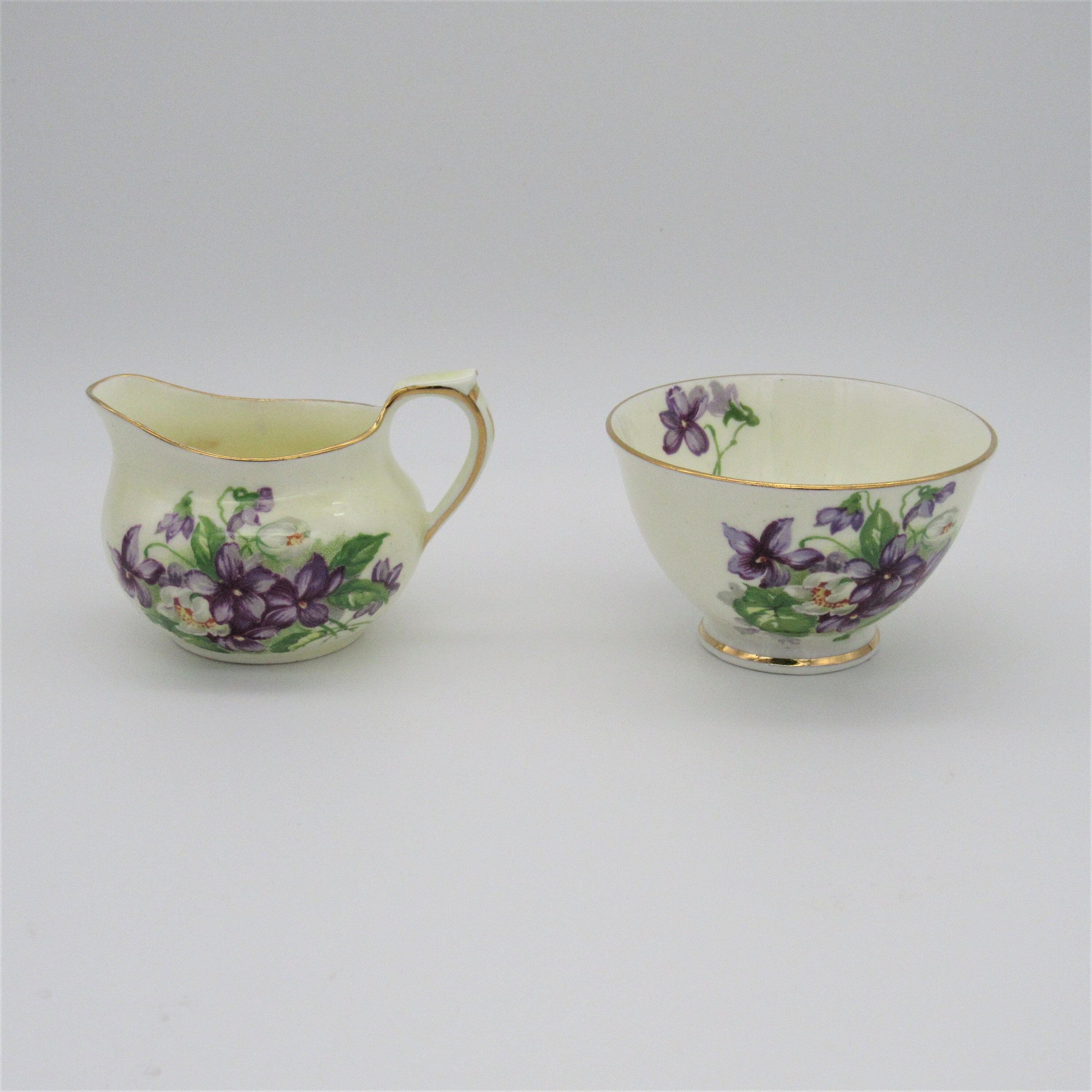 H & M Sutherland English Bone China devon Violets Sugar and Creamer Set ...