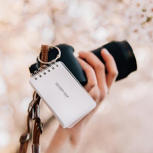 The Posing Book- Couples & Wedding Edition || Resource for Wedding ...