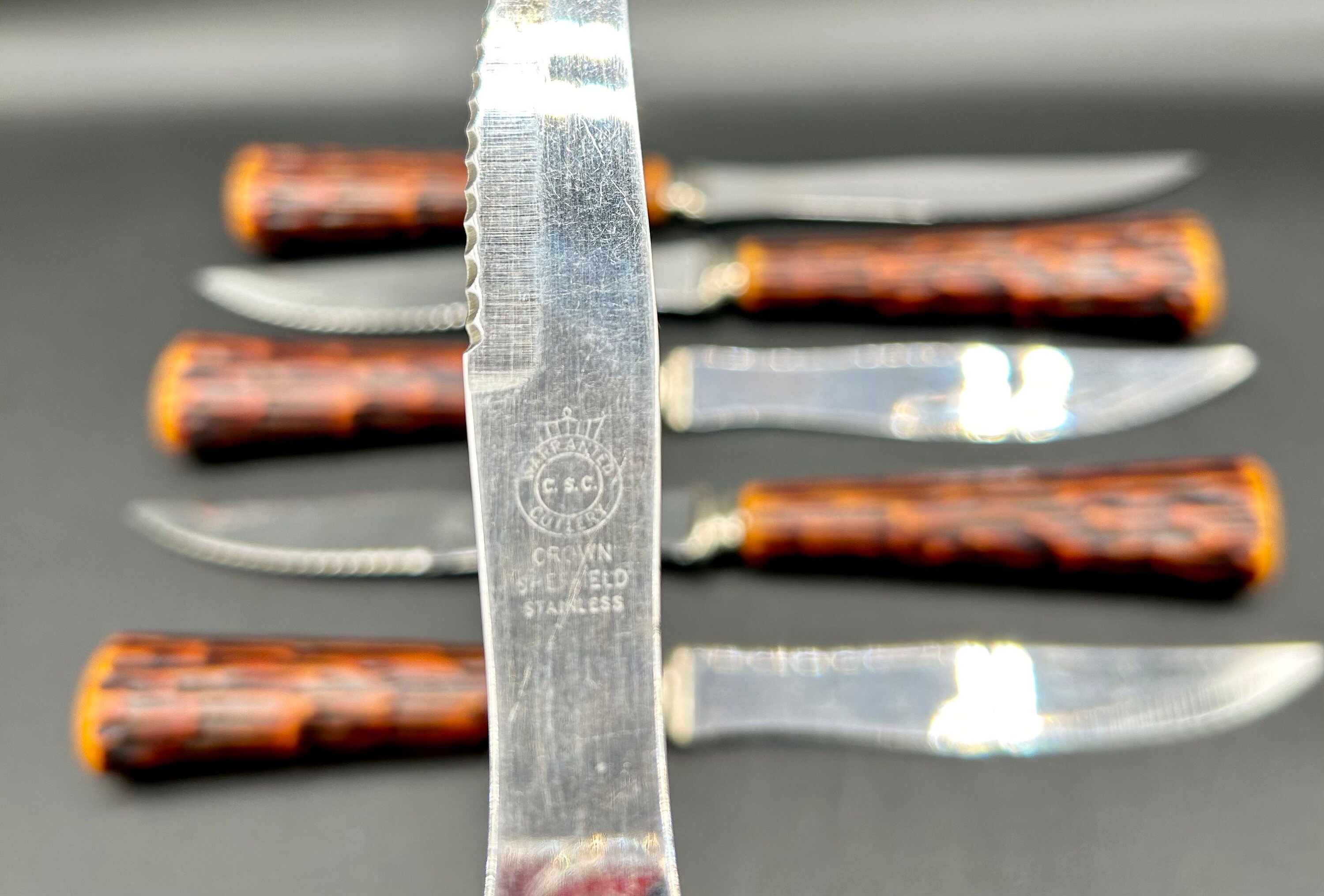 Crown Sheffield Stainless Serrated Steak Knives With Faux Stag Horn ...