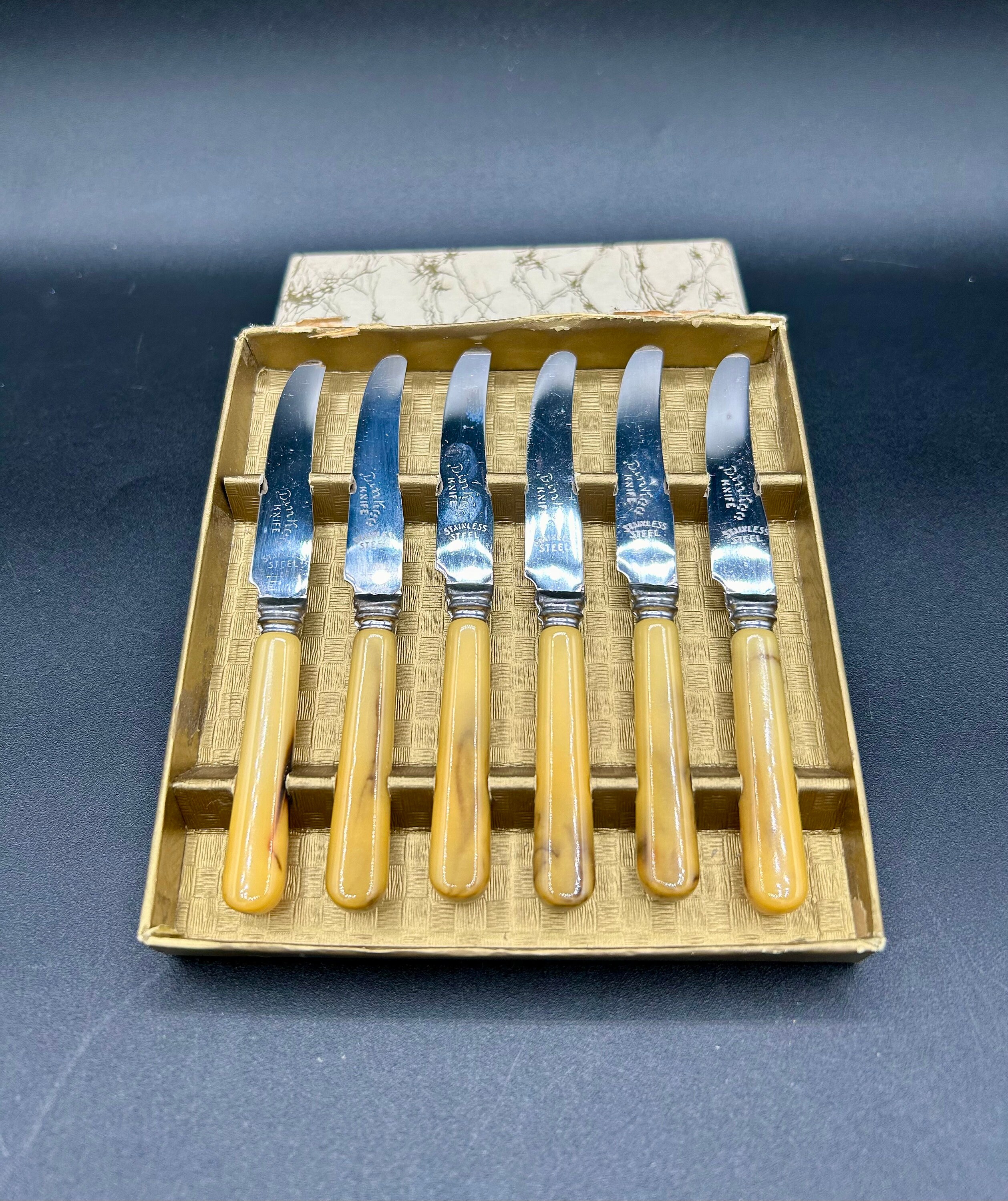 Vintage “dinkee” Knife Set With Bakelite Handles - Etsy