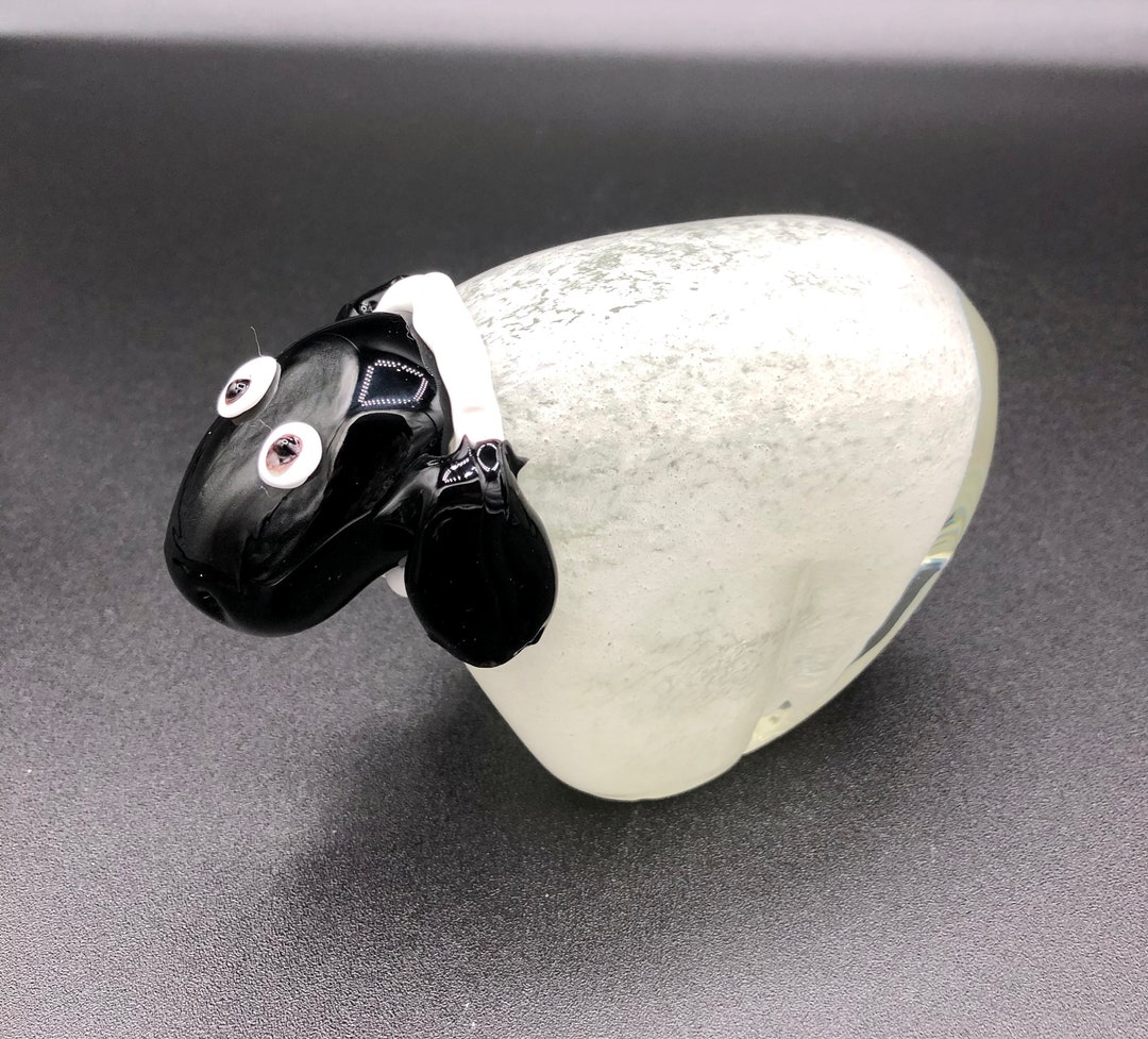 Art Glass Sheep Paperweight From the Juliana Objets D’or Collection - Etsy