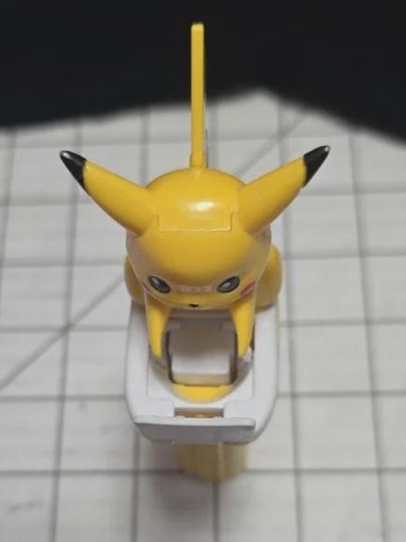 Pokémon Pikachu Pez Candy Catcher Dispenser by Bandai Collectible ...
