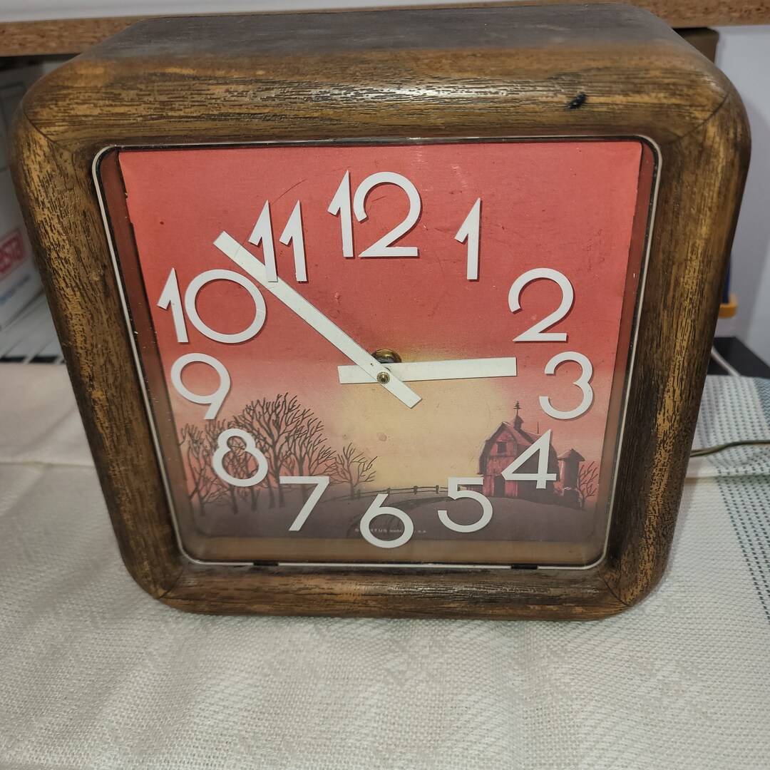 Spartus Electric Clock: Rustic Farm Scene, Wood-look Frame, Vintage - Etsy