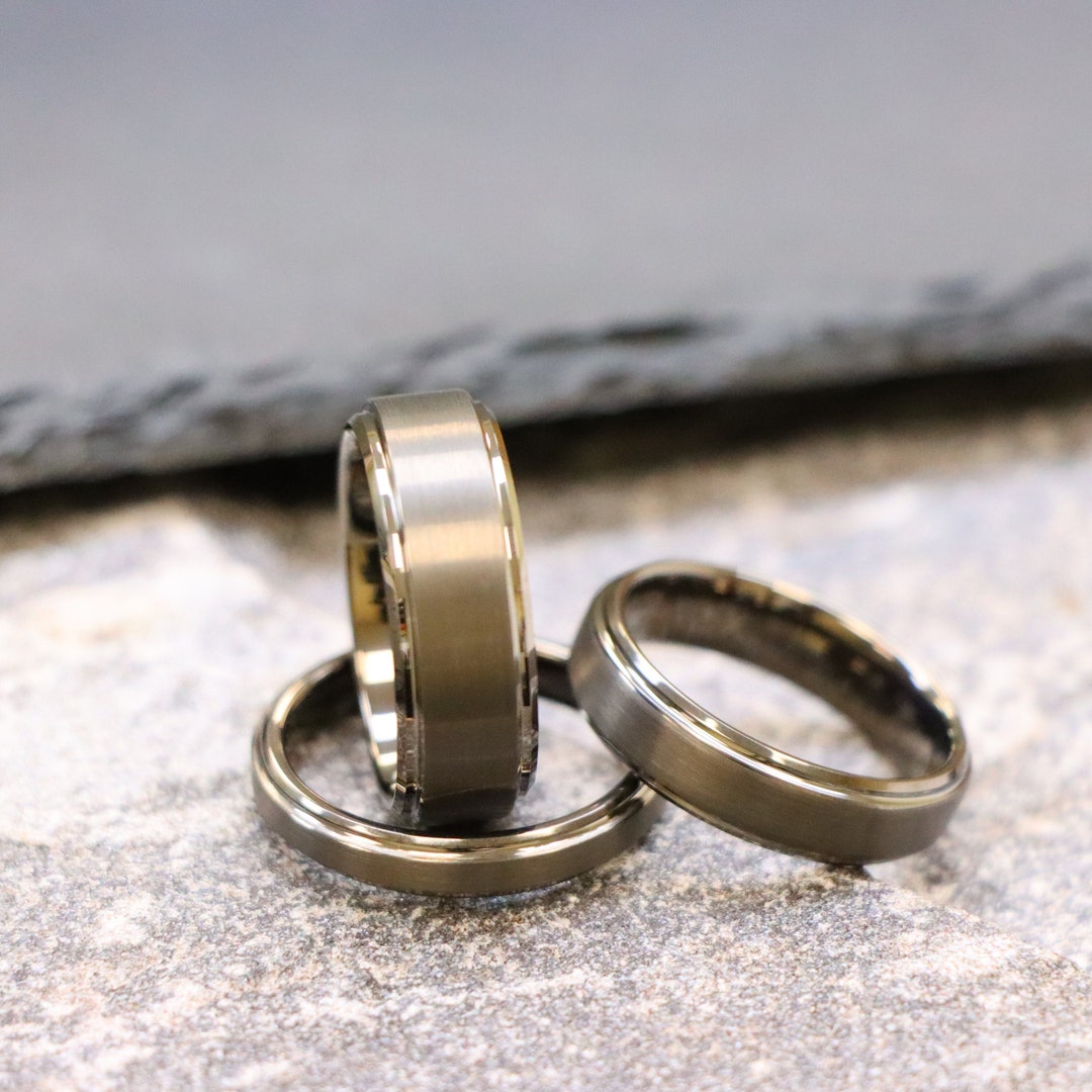 Men's Proposal Ring Band, Engagement Ring High Polished Domed Mans ...