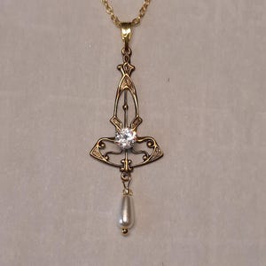 TITANIC - Rose Inspired Flying Dress Necklace Pendant - Etsy