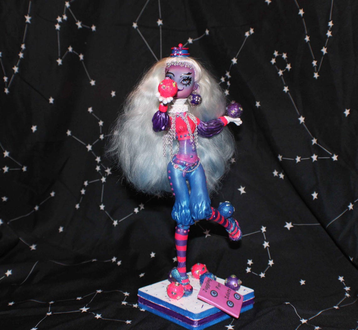 Juggles the Clown - Figurine, Doll Repaint - Etsy