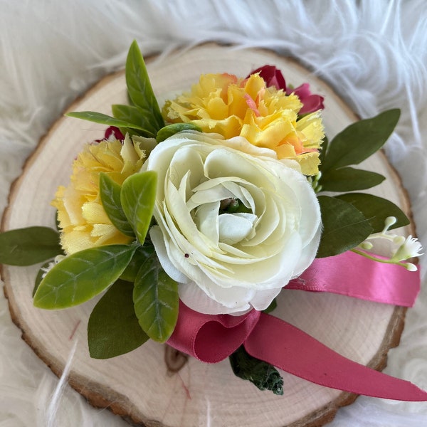 Wristlet Corsage - Etsy