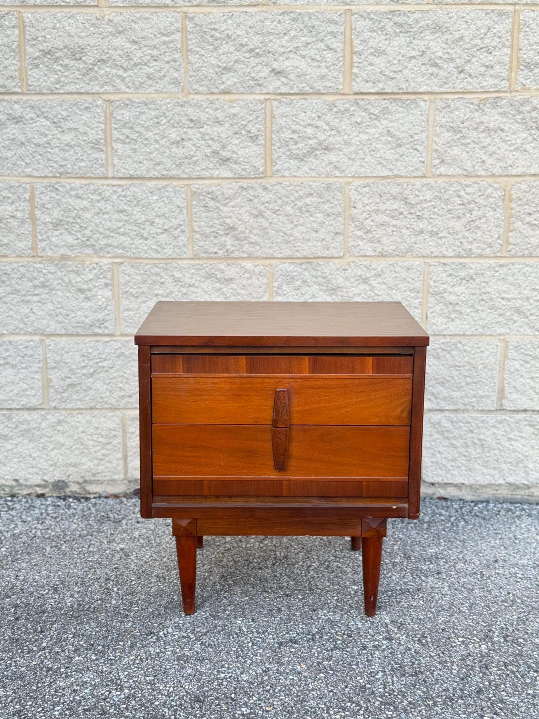 Mid Century Modern Walnut Nightstand - Etsy