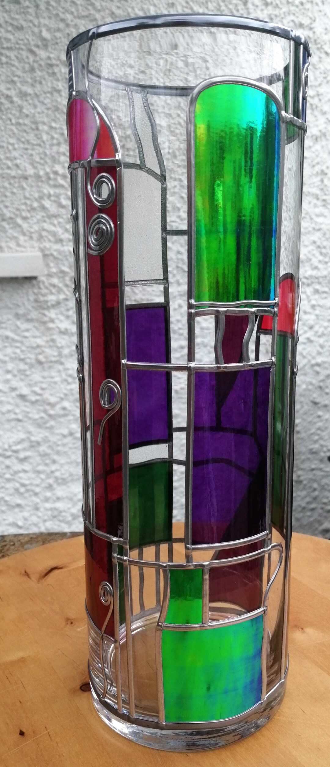 Aladdin's Towers and Minerette's is a Stained Glass Effect Flower Vase ...