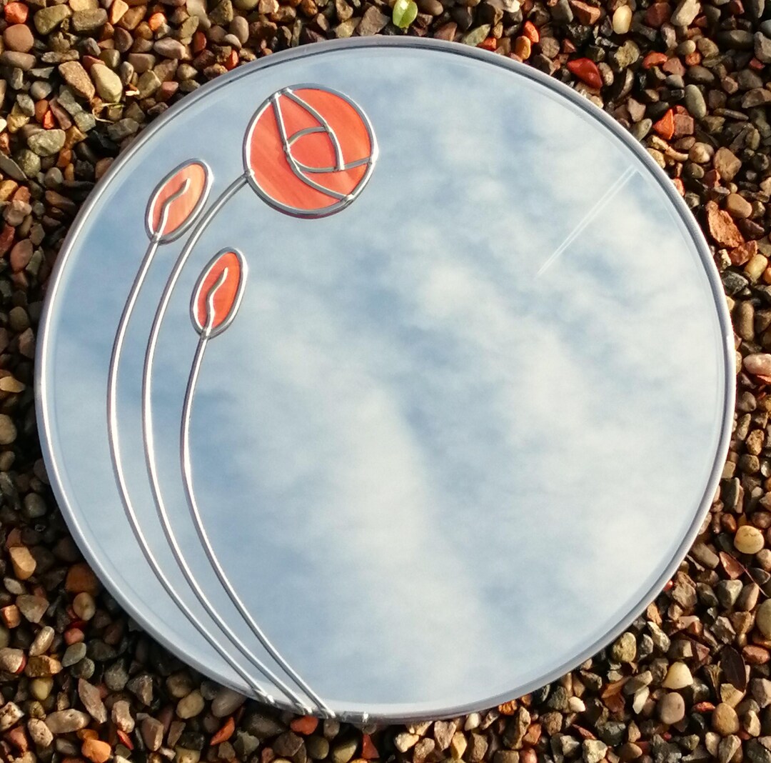 Elven Glass Signature Rose, a Mackintosh-inspired Art Nouveau-design ...