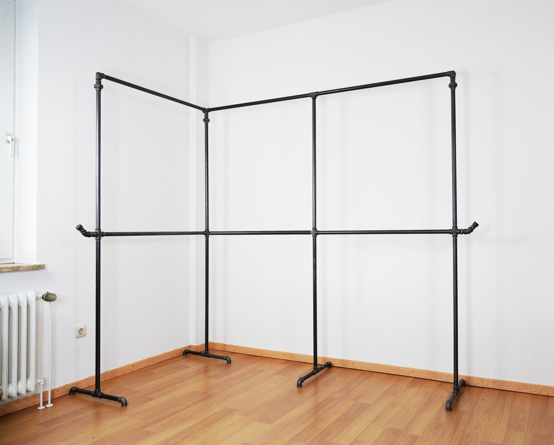 Walk-in Closet Clothes Rail Clothes Rack Wardrobe Industrial Design ...