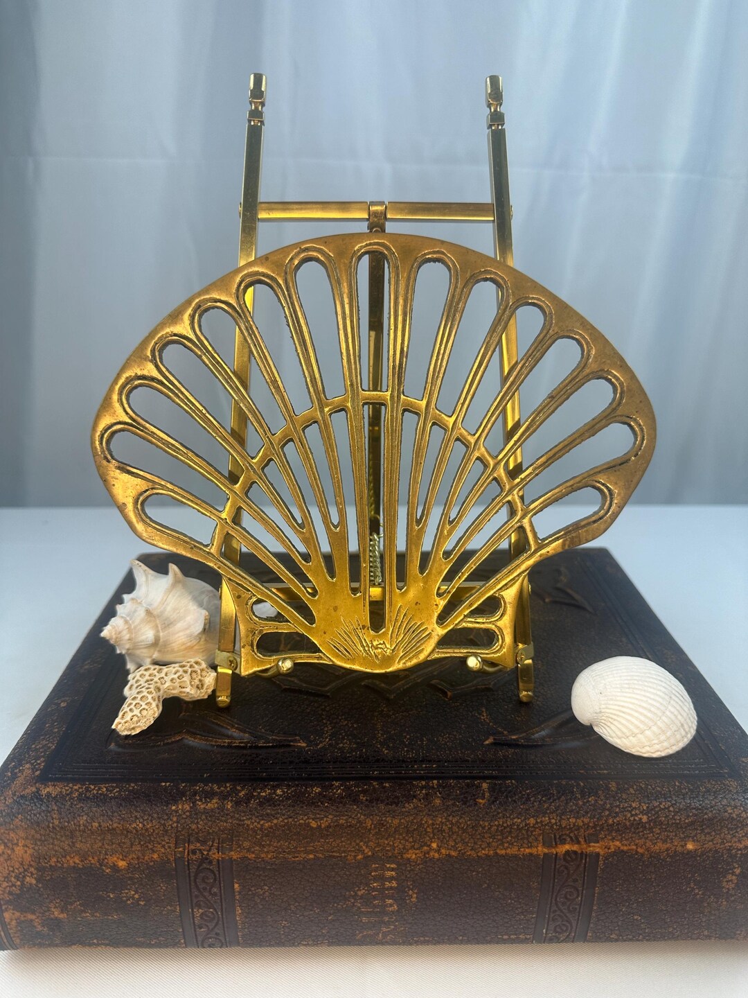 Vintage Brass Shell Trivet/hot Plate/ Wall Decor With Easel - Etsy