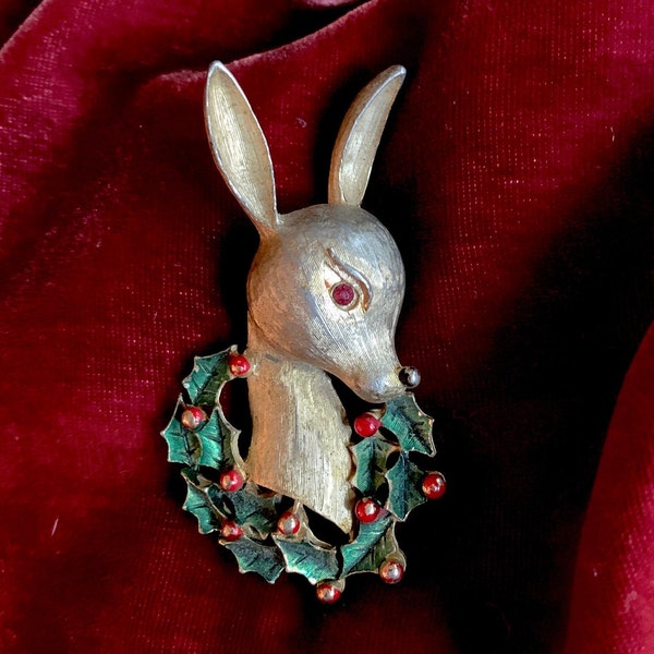 Reindeer Pin - Etsy