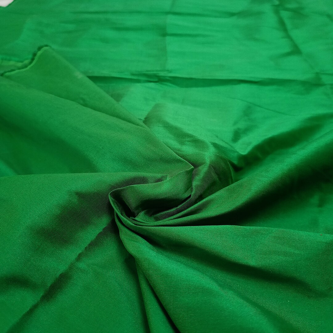 Green Taffeta Fabric, Plain Taffeta Silk Fabric, Gown Fabric, Green ...