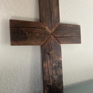 Handcrafted Reclaimed Wood Cross: Rustic Farmhouse Wall Decor - Etsy