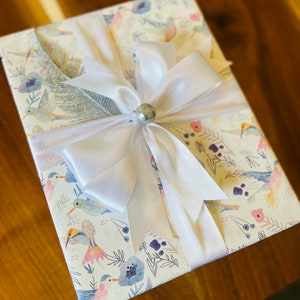 Pre Wrapped Gift Box, Ready to Use, Reusable Empty Gift Box, Unwraps ...