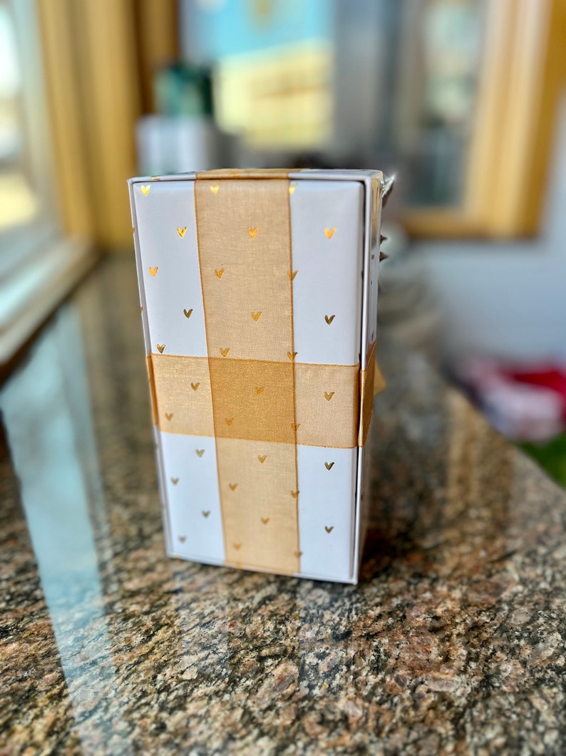 Small Pre Wrapped Gift Box, Ready to Use, Reusable Empty Gift Box ...