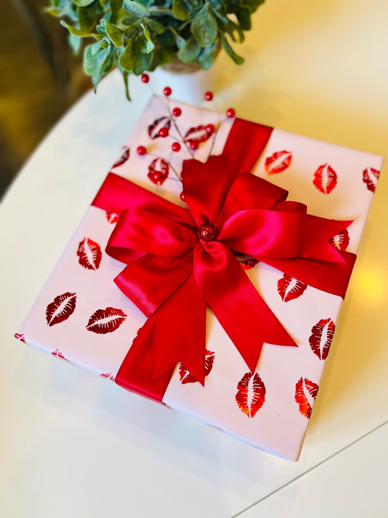 Pre Wrapped Gift Box, Ready to Use, Reusable Empty Gift Box, Unwraps ...