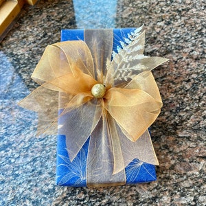 Small Pre Wrapped Gift Box, Ready to Use, Reusable Empty Gift Box ...