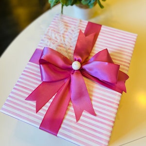 Pre Wrapped Gift Box, Ready to Use, Reusable Empty Gift Box, Unwraps ...
