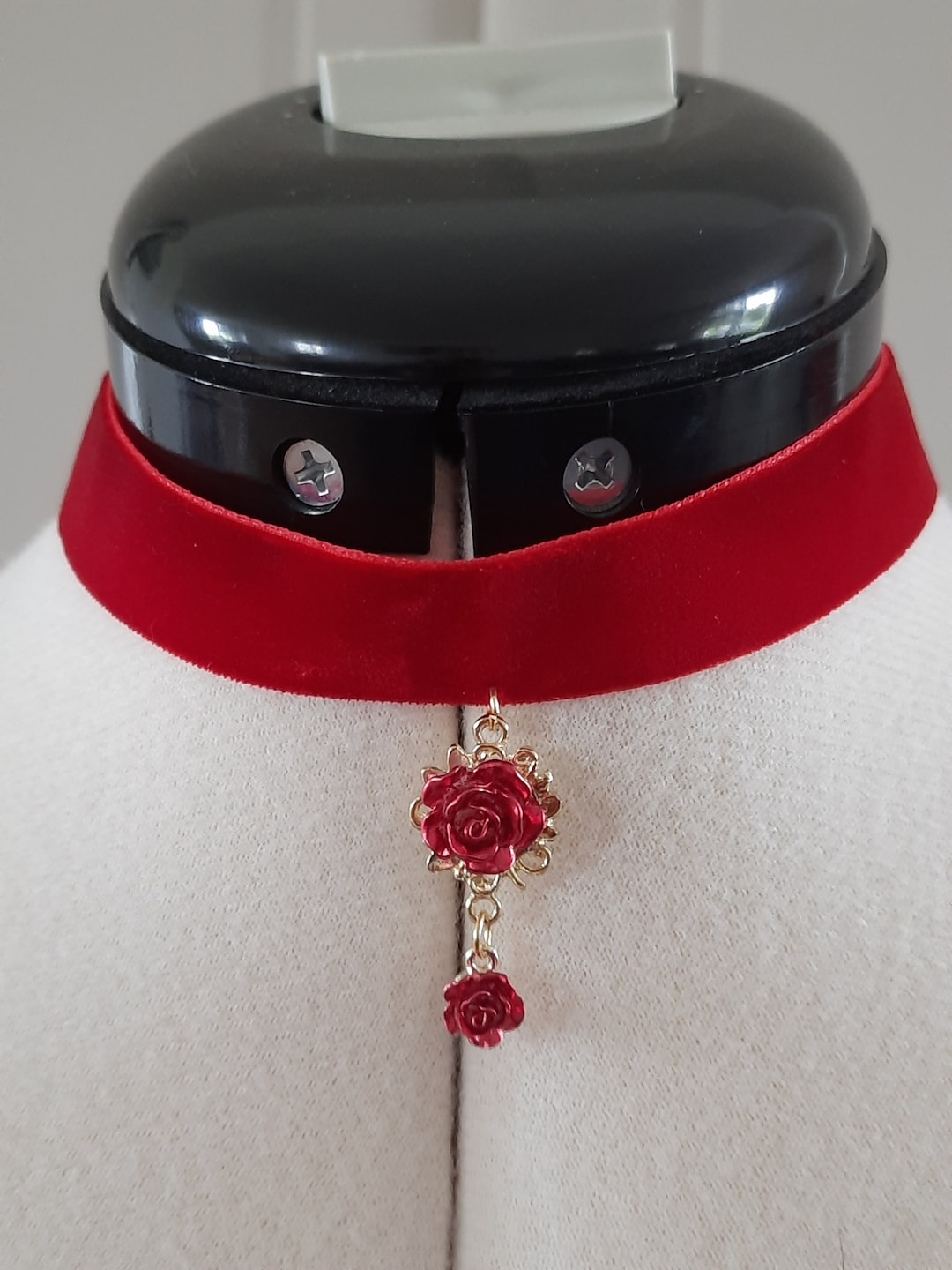 Red Velvet Choker Necklace With Roses, Gift for Girlfriend, Her ...