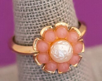 Avon Floral Ring - Etsy