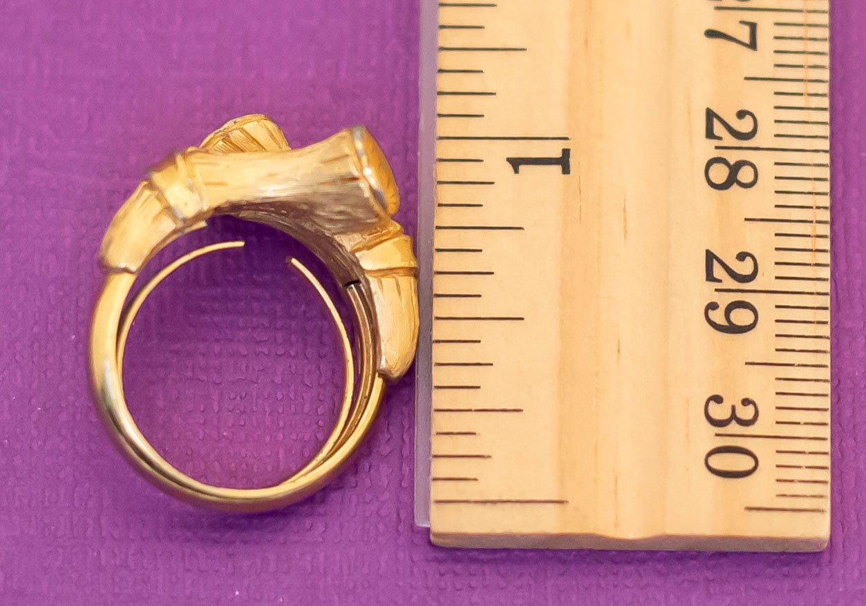 Vintage Mid Century Gold Tone Ring by Avon Size 6 - Q14 - Etsy