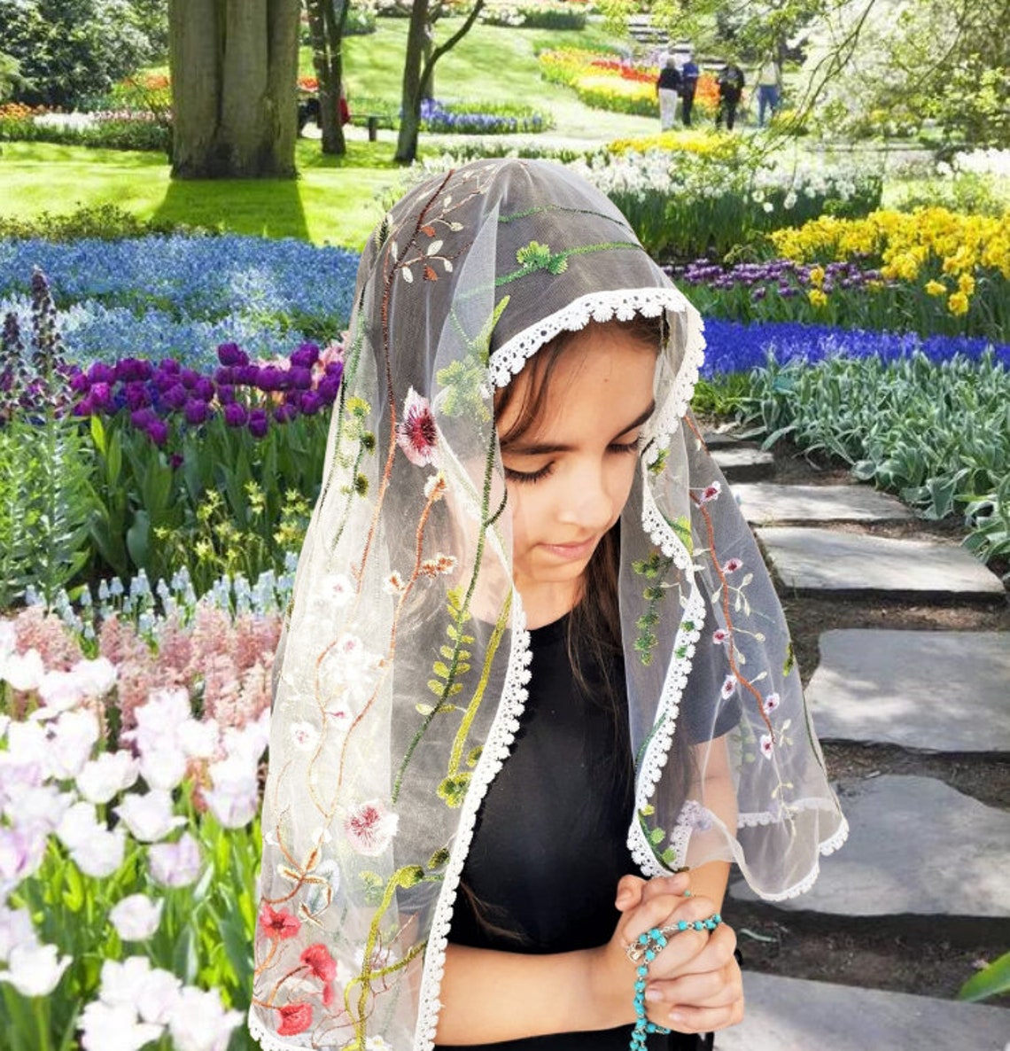 Traditional Catholic Gift Box, Latin Mass Embroidered Chapel Veil ...