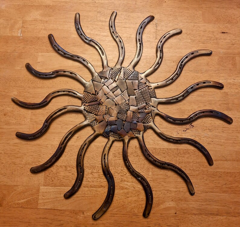 Metal Art - Beautiful Rustic Horseshoe Art - Shimmering Hand Crafted ...