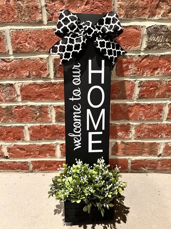 Black and White Welcome Sign With Planter - Etsy