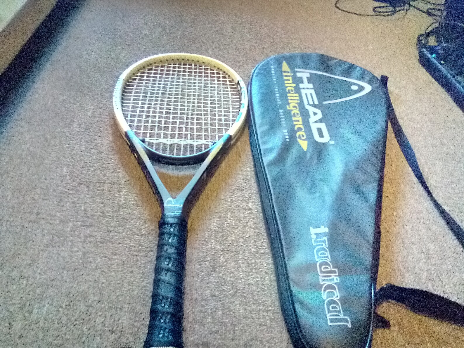 Head Intelligence Tennis Racket Used Like New and Accessaries. - Etsy