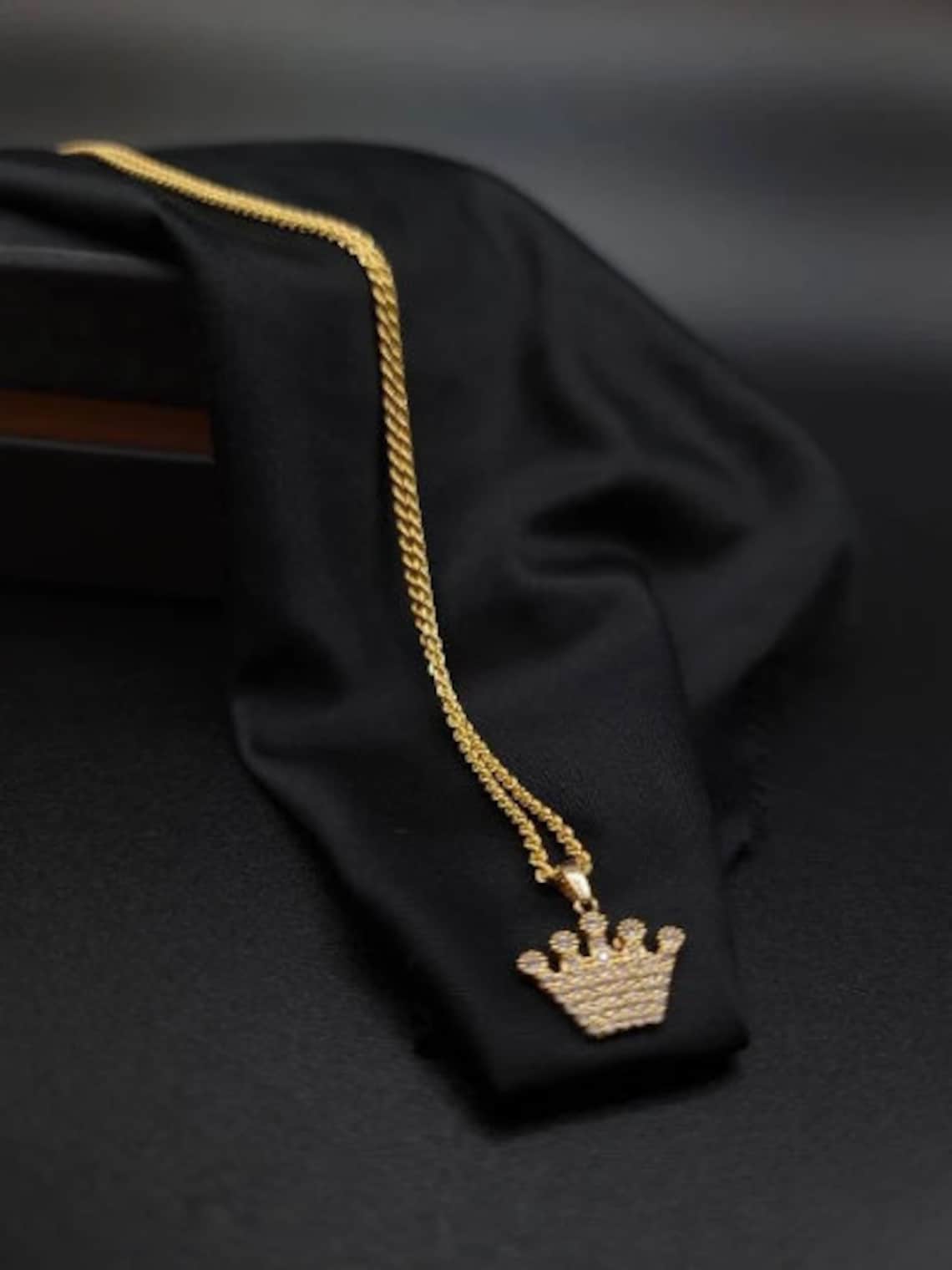 18K Solid Gold Crown Necklace. Rope Style Chain With the Unique ...