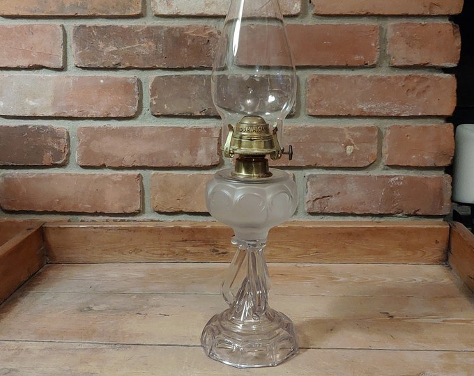 Vintage Late 19th Century Findlay Feathered Arch Triple Stem Oil Lamp ...