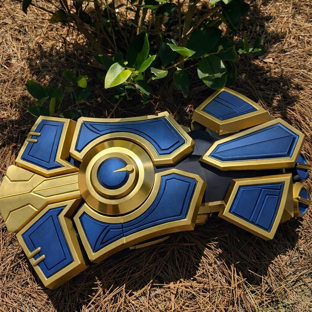 Vi Gauntlets Prop Replica | Legendary Arcana Cosplay Armor | League ...