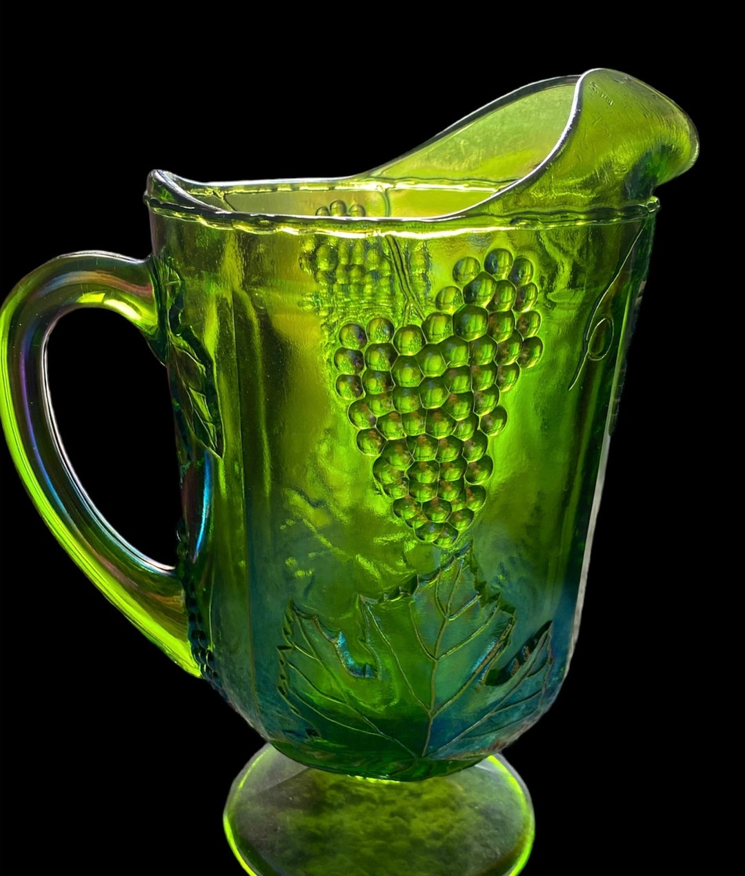 Rare Indiana Carnival Glass Grape Leaves Large Lime Green Iridescent ...